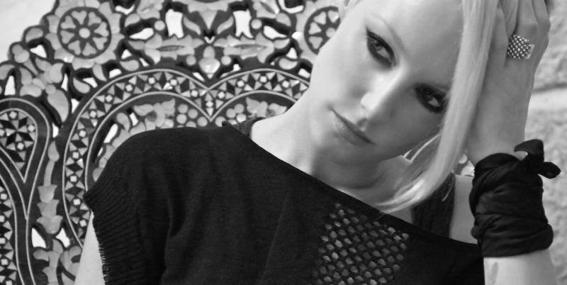 TRANCE 4 YOU: Emma Hewitt - Colours (Official Music Video+ lyrics)