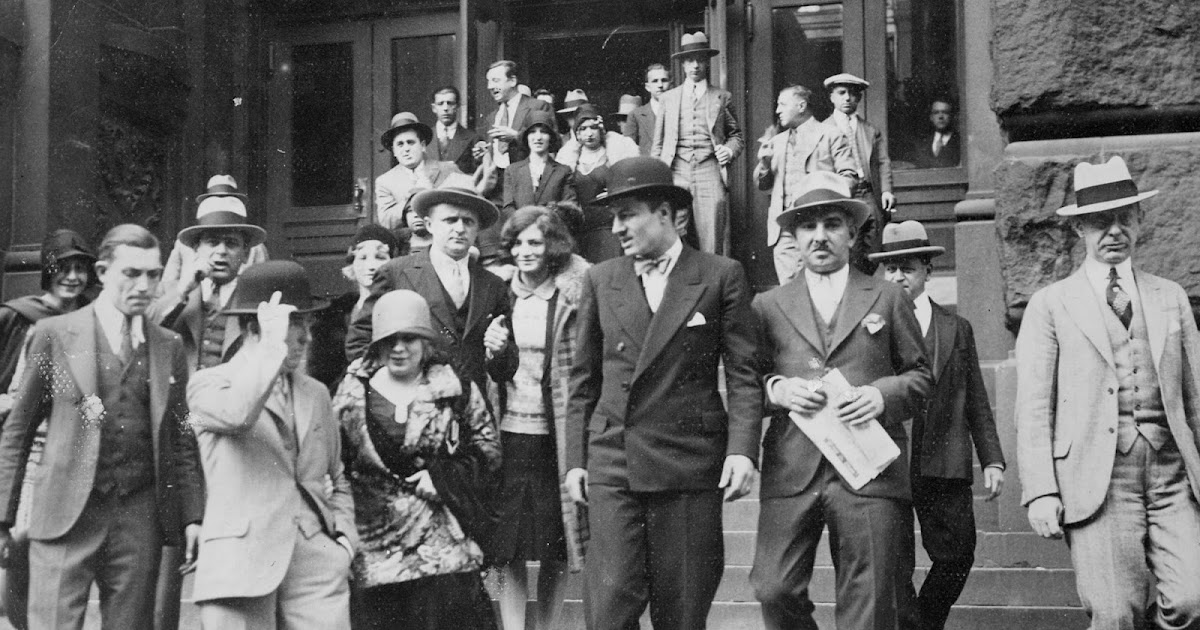 Mae West: Mae West: Jim in a Derby