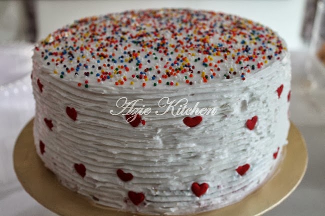 Kek Rainbow Tempahan Ija - Azie Kitchen