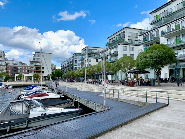 Waterfront Walk in Hammarbyhamnen & Hammarby Sjöstad