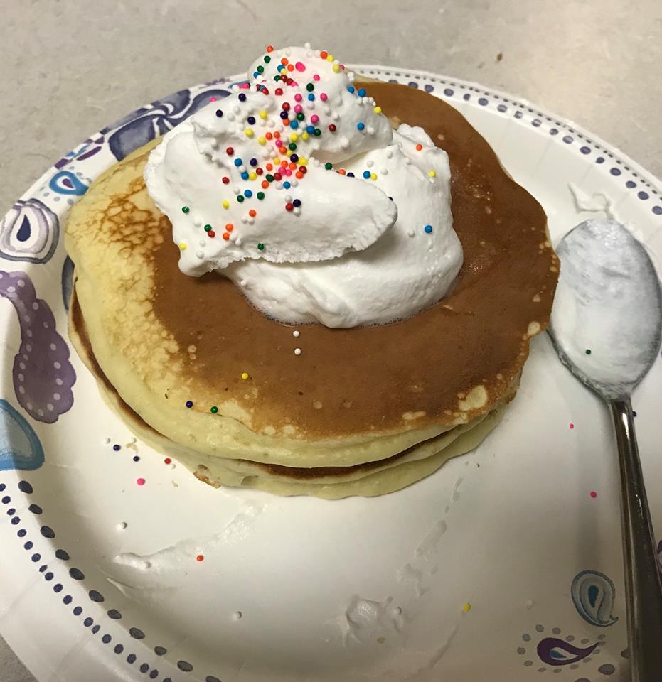 How to Make Delicious Dessert Pancakes ( Recipe ) !