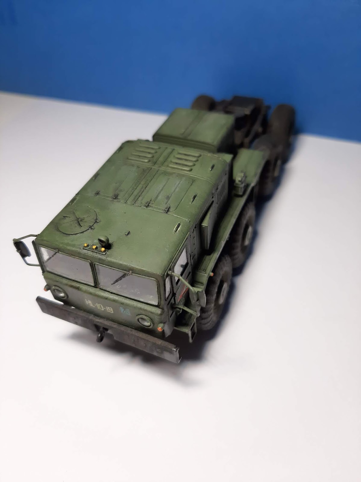 RV ★ Workshop: MAZ-537 russian army tractor (1:72, Takom)