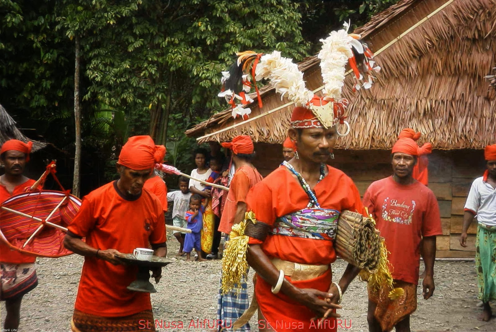 adam rumbaru: Alifuru Versi Alibaba Hangat di Pilkada Maluku