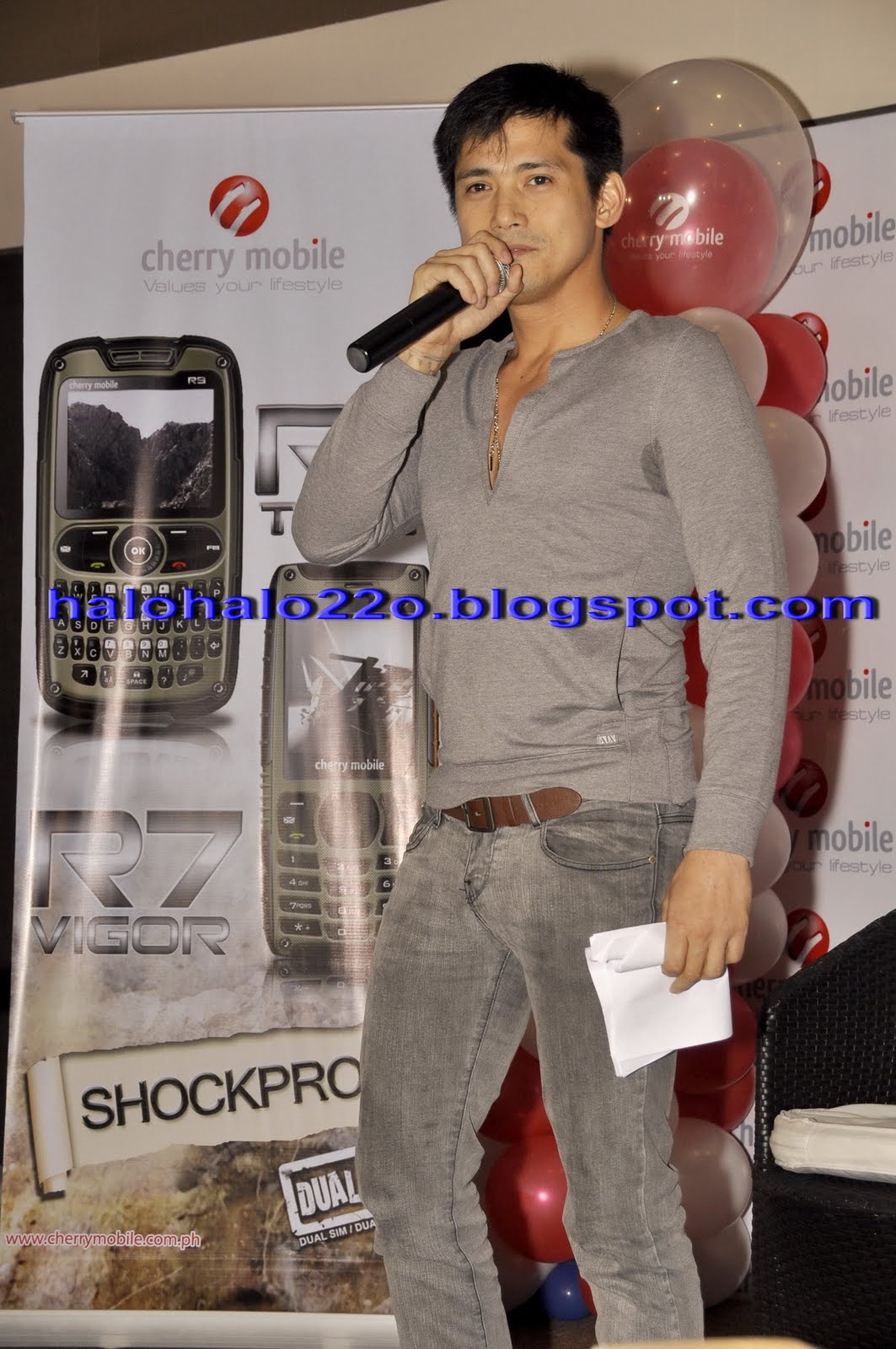halohalo22o: ROBIN PADILLA NEW ENDORSER OF CHERRY MOBILE