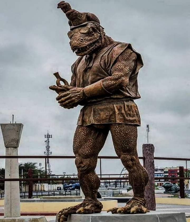 MORROP EL REPTILIANO DE PERU