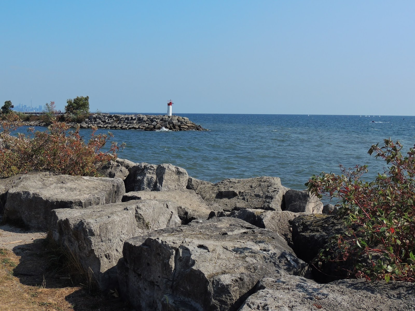 Teena in Toronto: Lakefront Promenade Park, Mississauga, ON