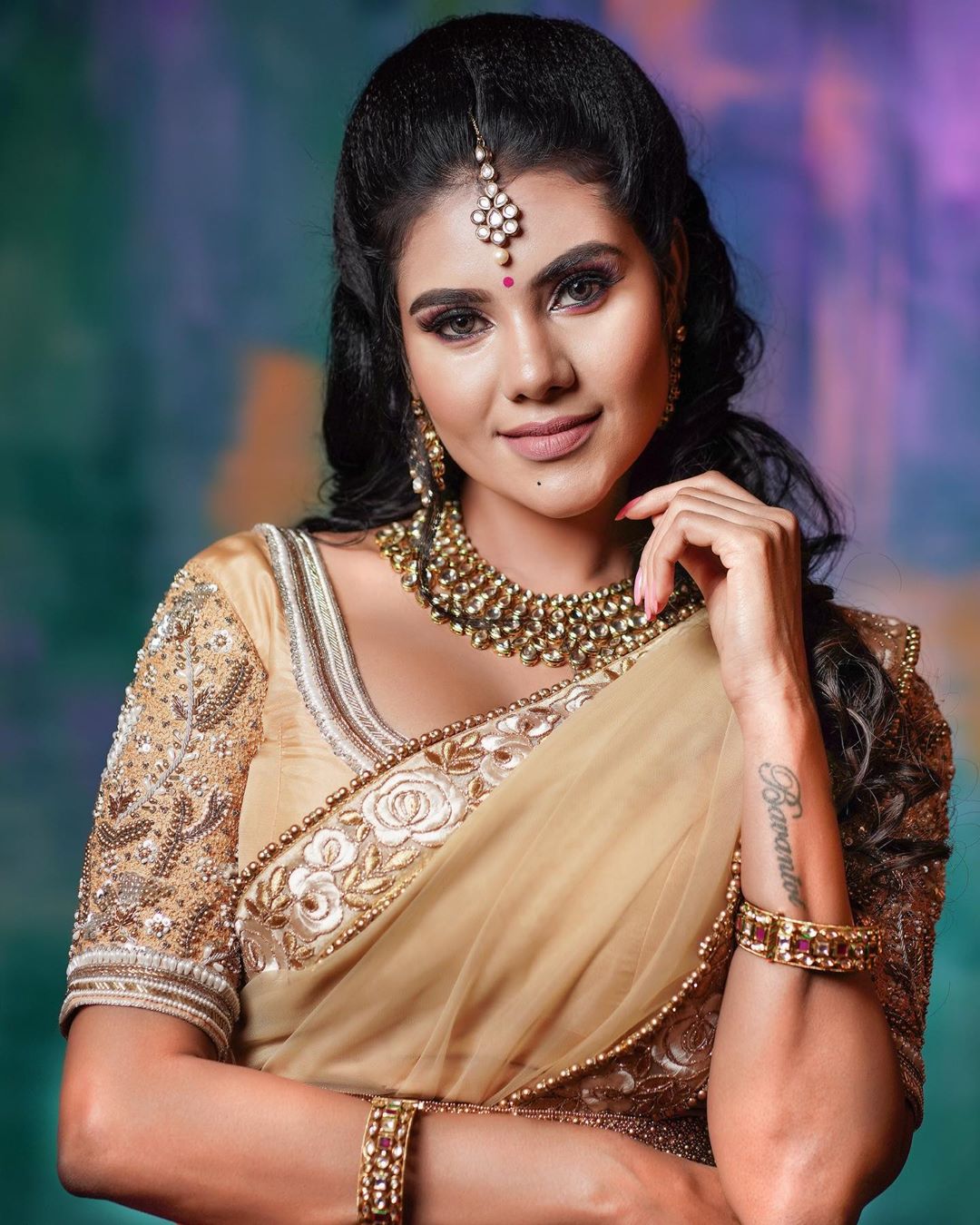 Nivisha Hot Navel Photos Collection Instagram, Serial Stills