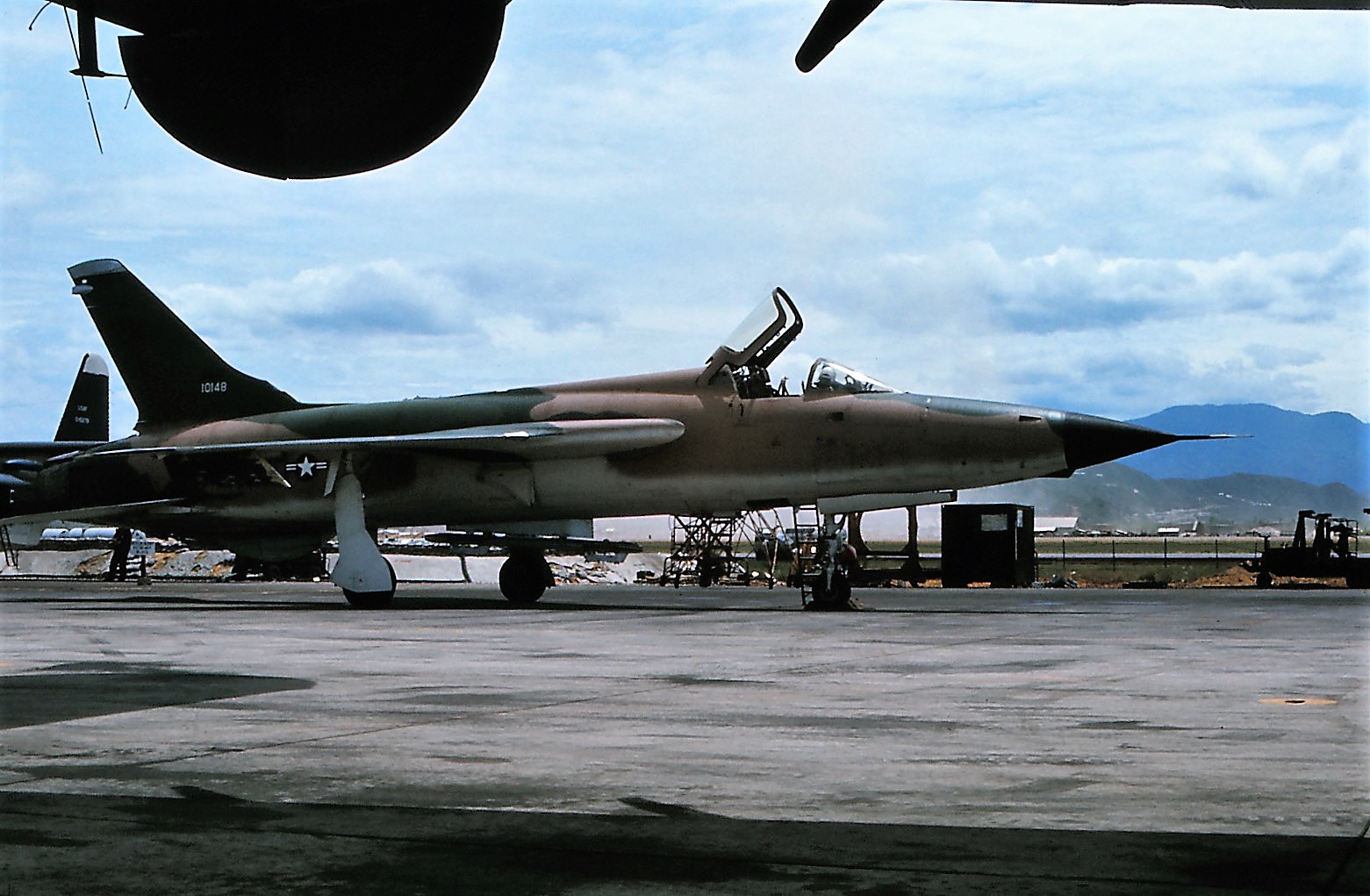 Da Nang Air Base: Jul 29th, More Jet Aircraft