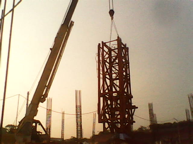 TOWER CRANE INDONESIA: Dismantling POTAIN FO 23B Project INDORAMA ...