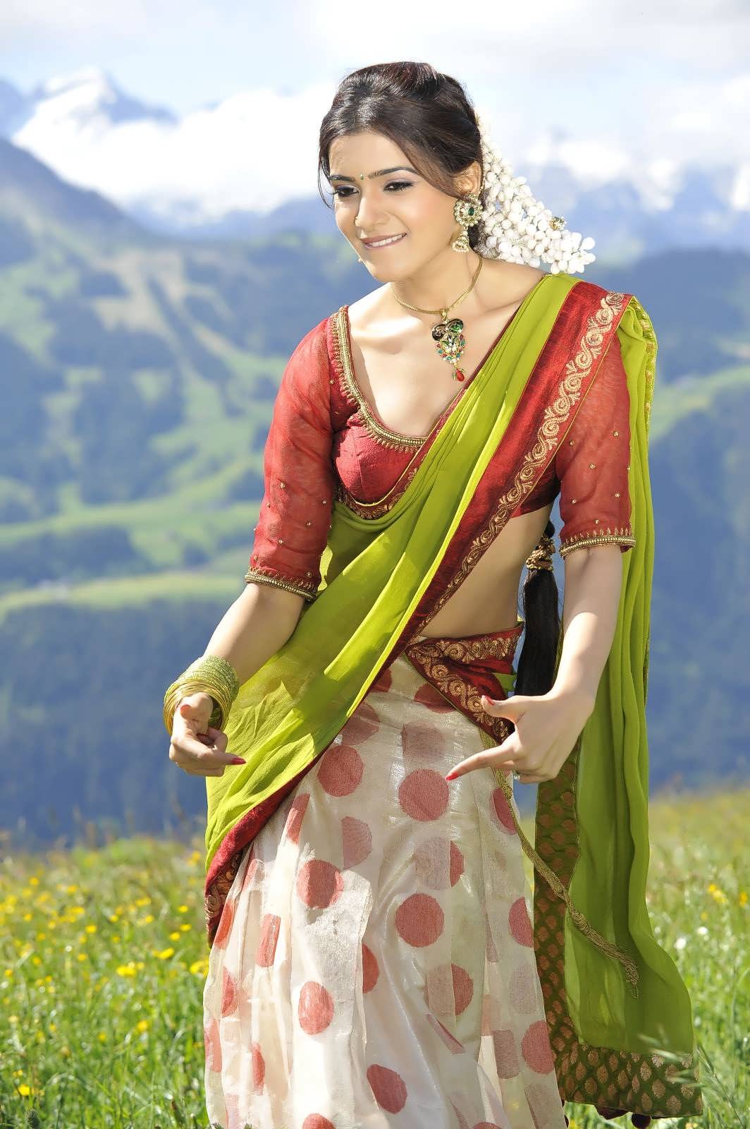 Samantha Samantha Hot Navel Show