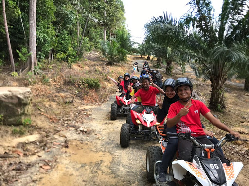 NEW YEAR SHORT ESCAPE : KAMPUNG LUKUT, KOTA TINGGI - Nina Rashid