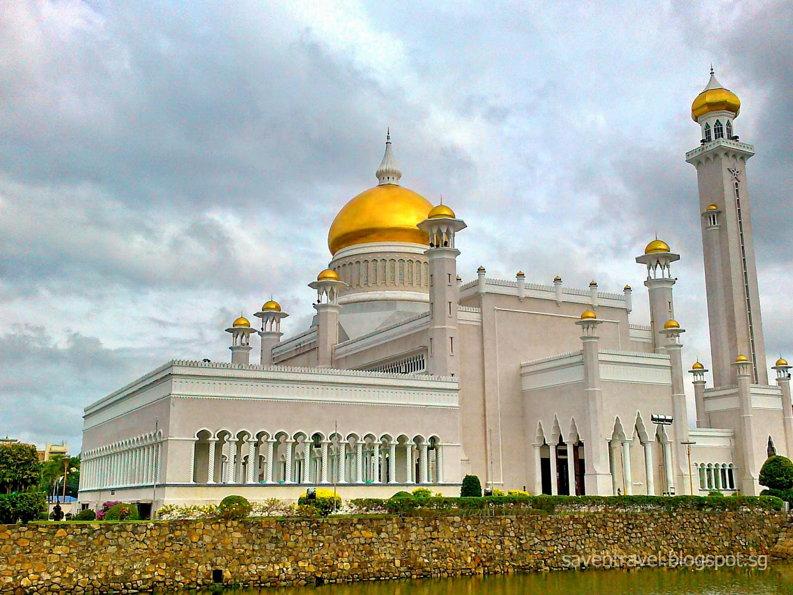 Save & Travel: Brunei, A Kingdom of Unexpected Treasure Day 2
