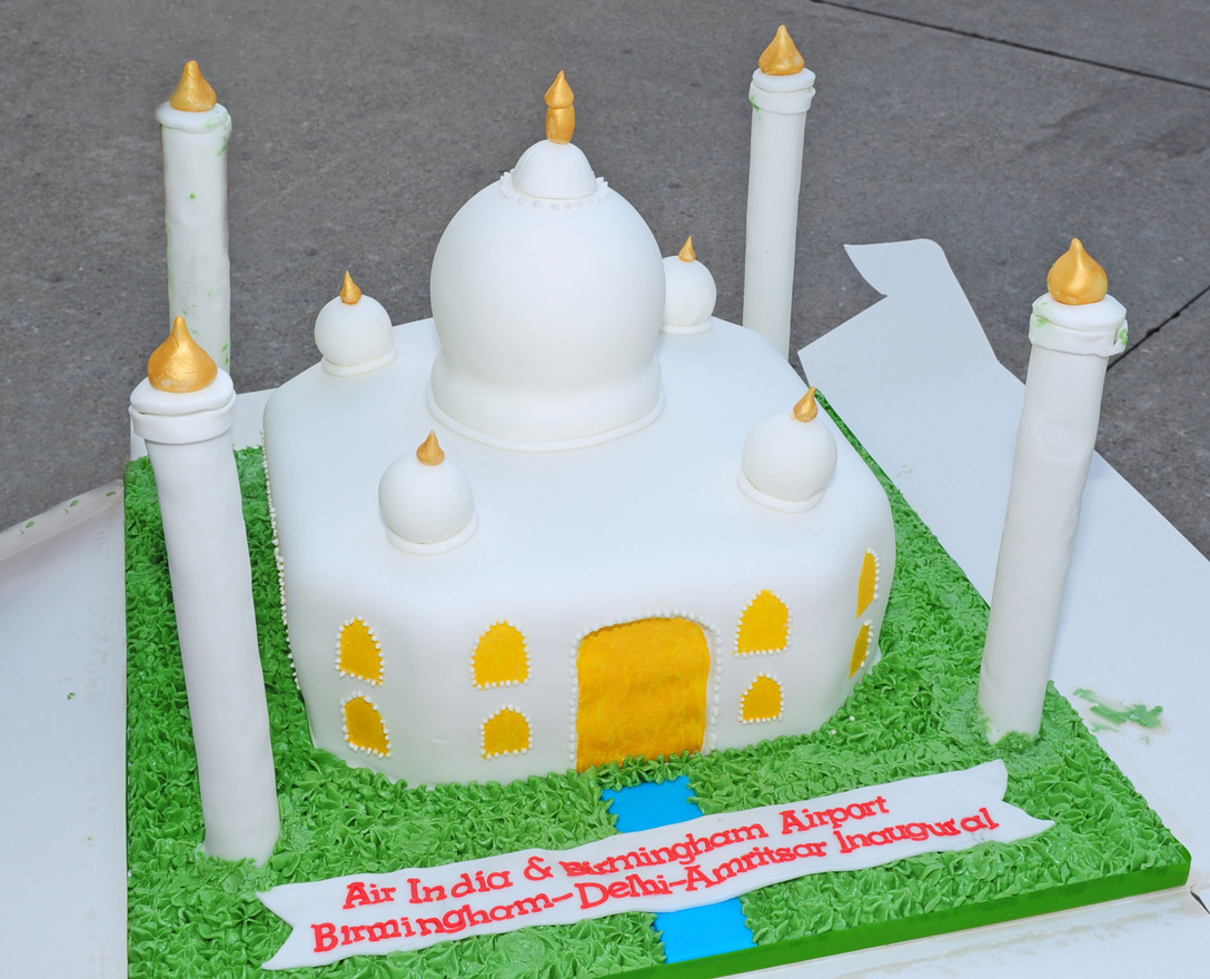 Birmingham Airport Photo Blog: Air India Boeing 787-8 VT-AND the first ...