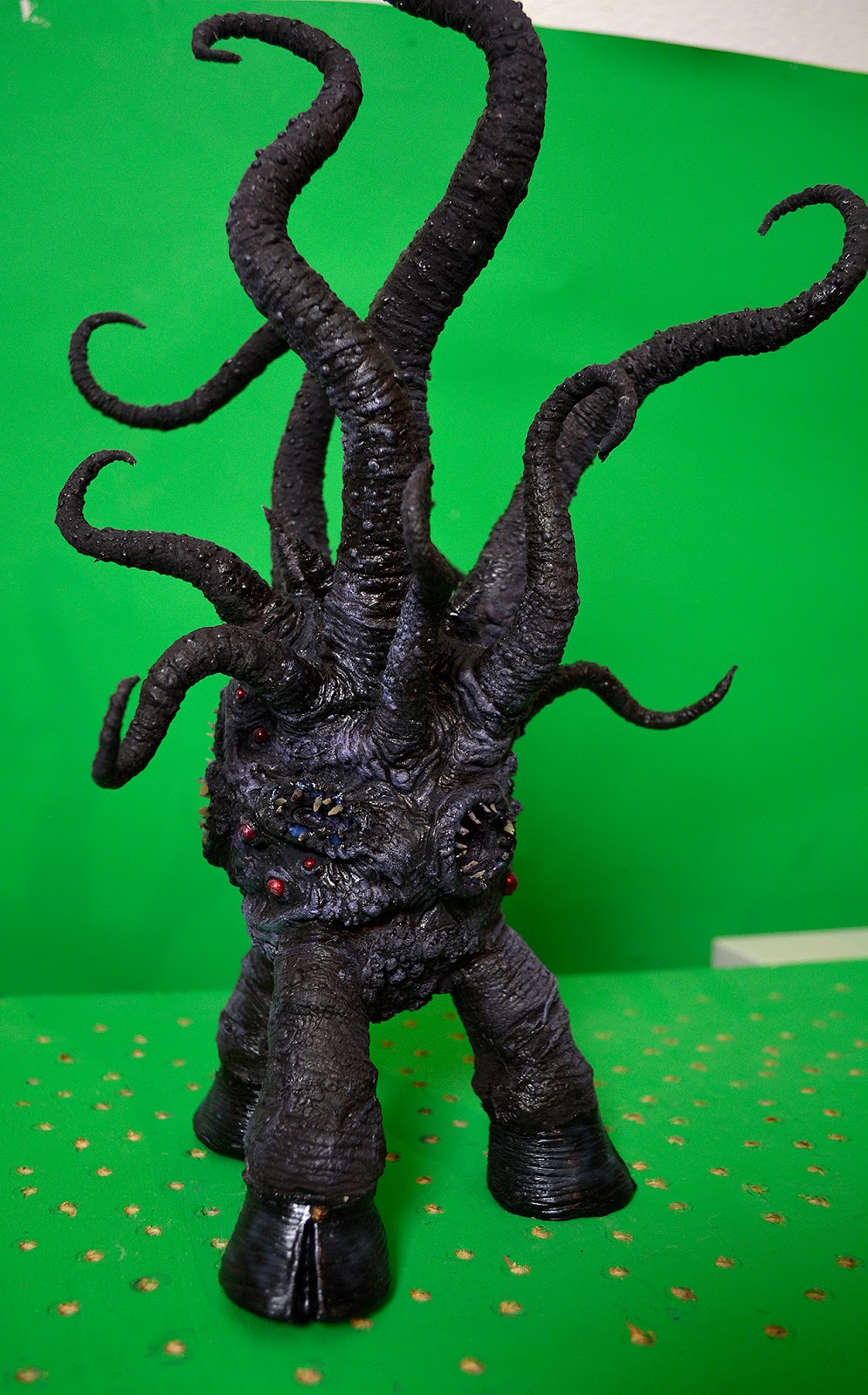 Propnomicon: Dark Young of Shub-Niggurath