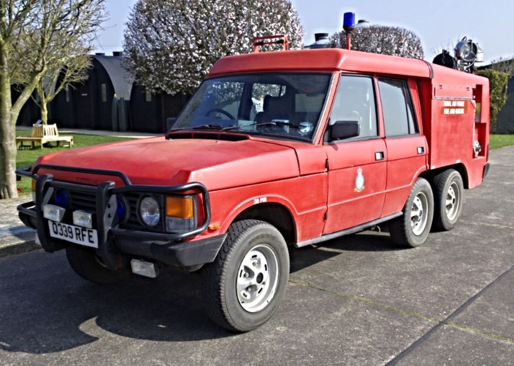 A Gallery of 30 Photos of Classic Range Rover Conversions ~ Vintage ...