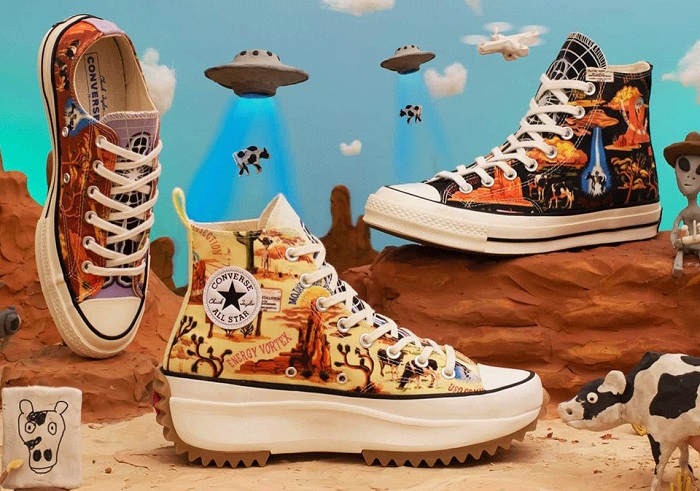 Converse Twisted Resort Chuck 70 With Aliens and UFO | Tekkaus ...