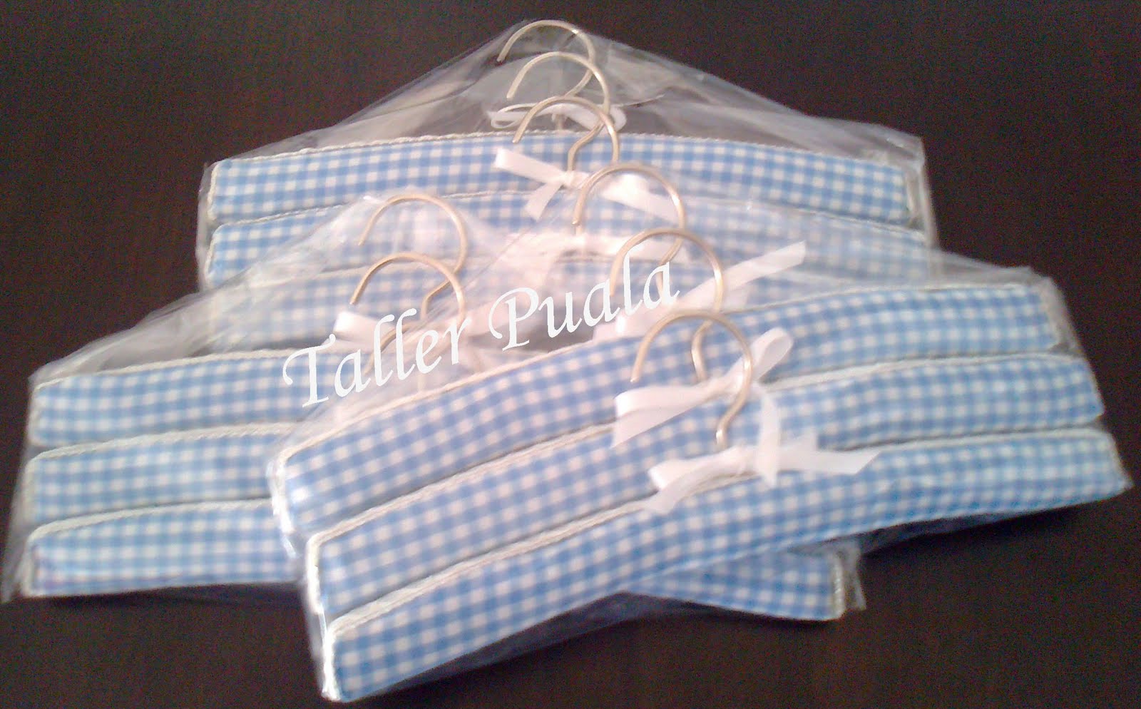 taller puala: Perchas forradas