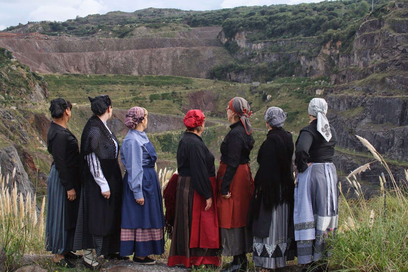 irabel - Labores, lencería y danzas: danzas