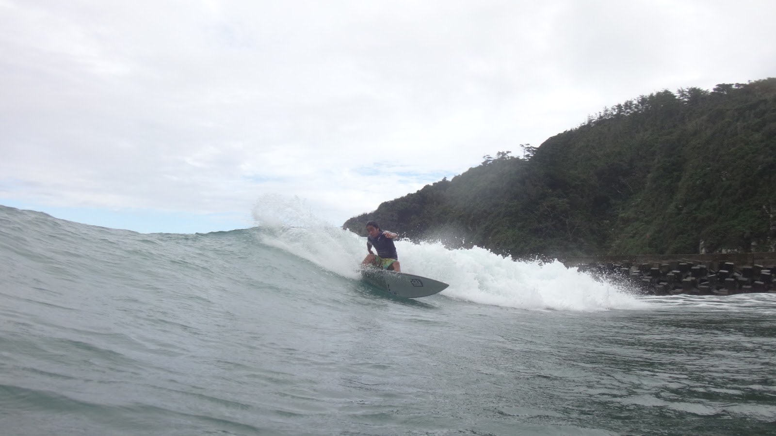 Happy Surfing Okinawa