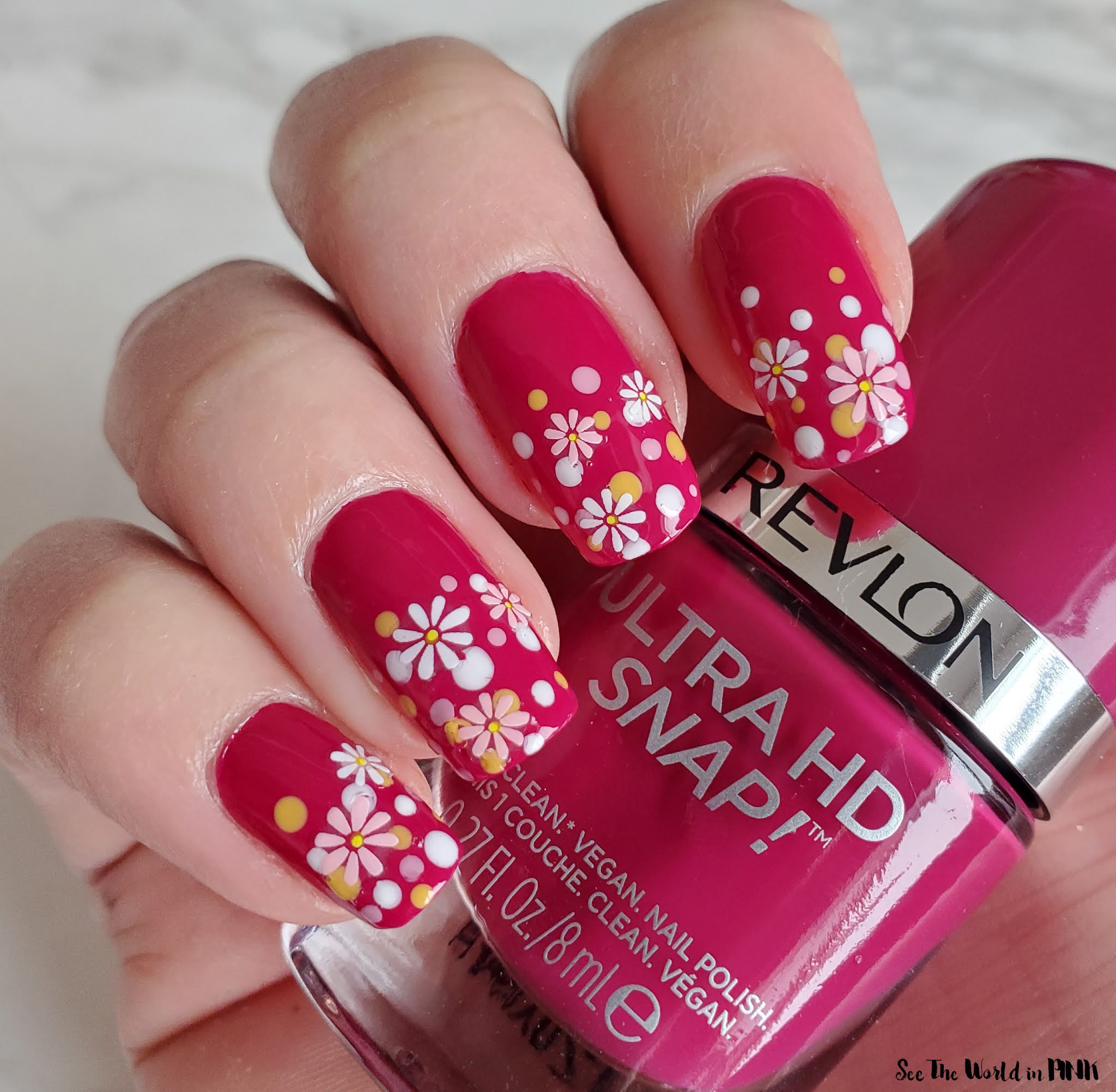 Manicure Monday - Daisy Dotticure Nails | See the World in PINK