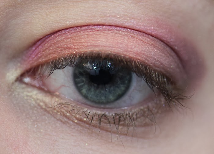 by Jessica Dawn: Bright Color Look using Sigma Eye Shadows