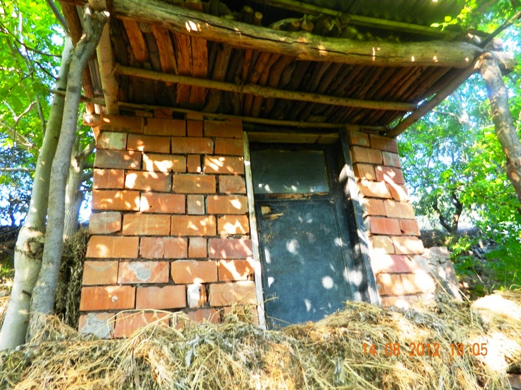 köy bahçesinde kulübe (kelik) ev resmi - doğa manzaraları ve değişik ...