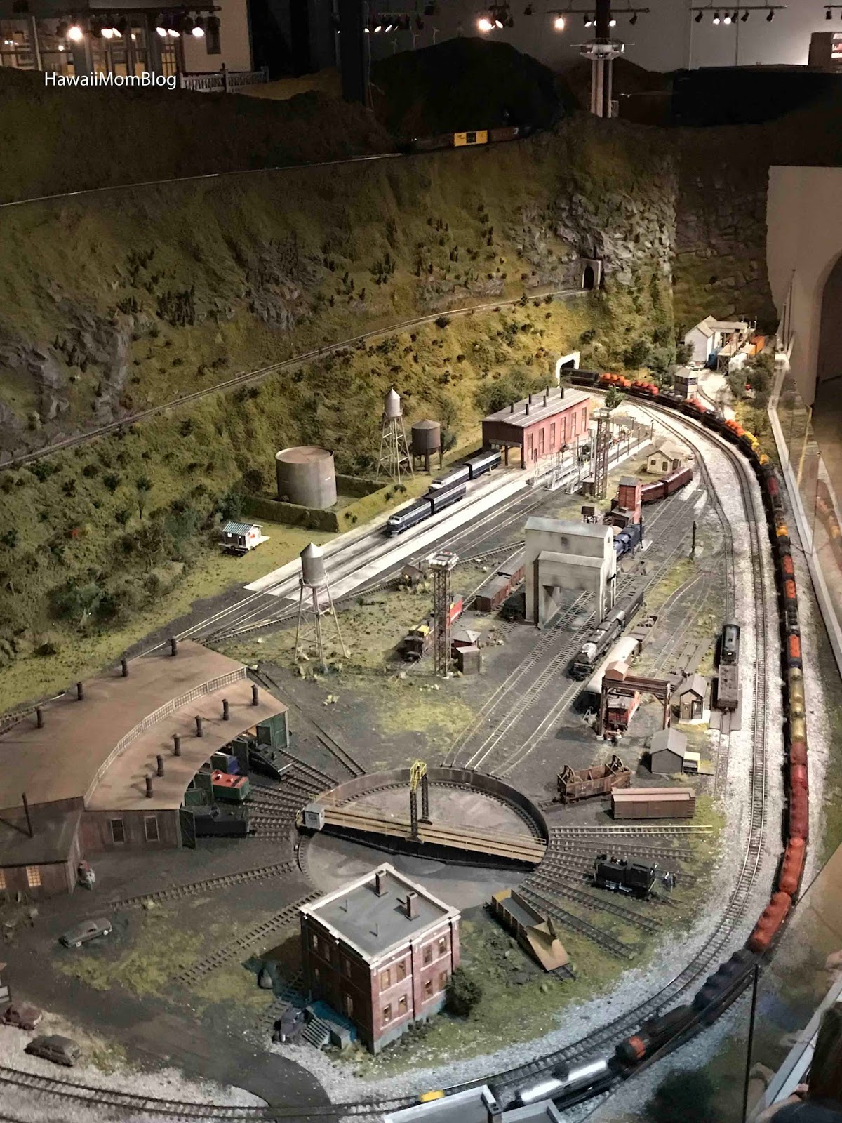 Hawaii Mom Blog: Visit Cincinnati: EnterTRAINment Junction