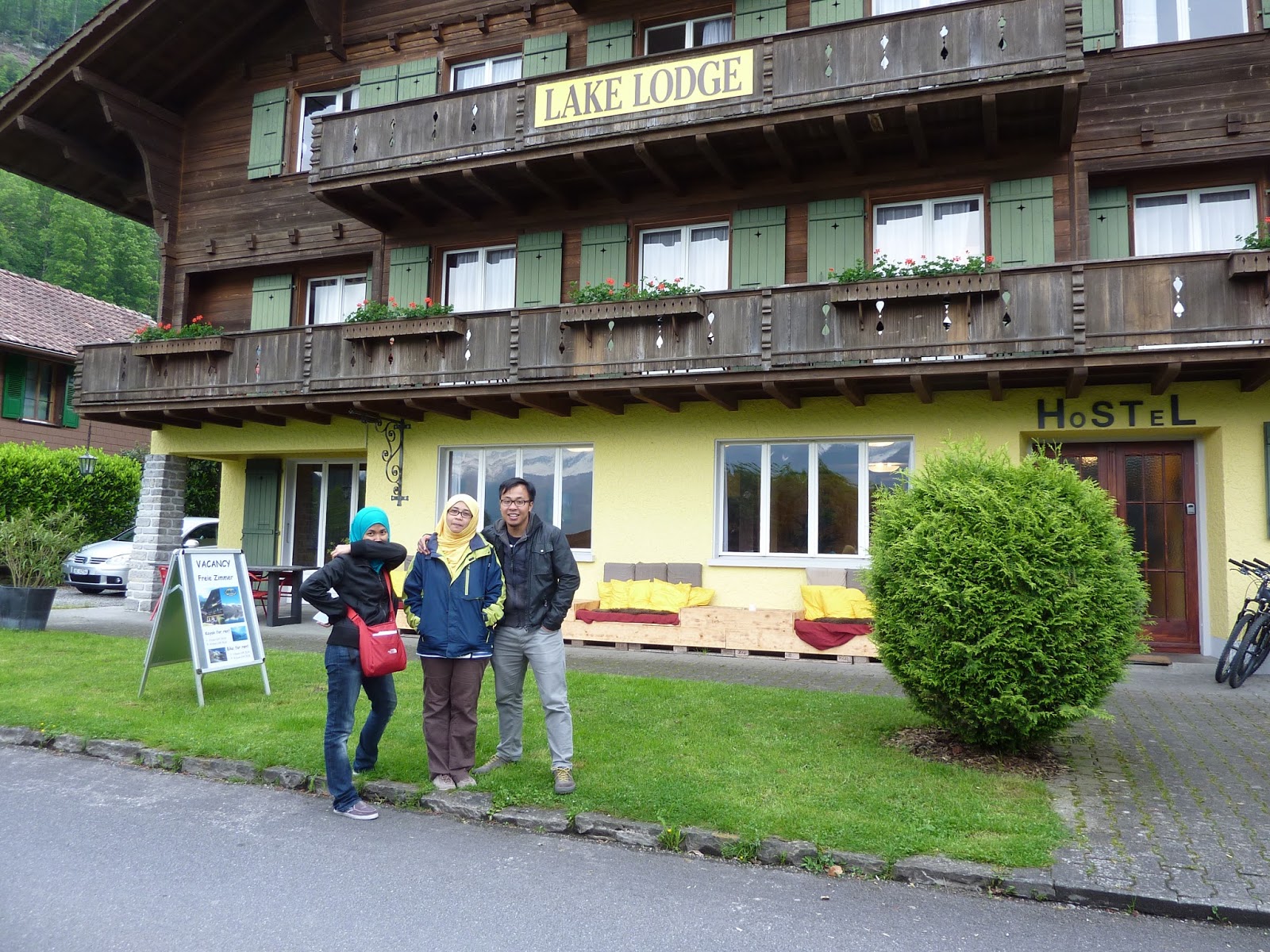 tapakakiku...: Iseltwald Lodge Lake Interlaken!