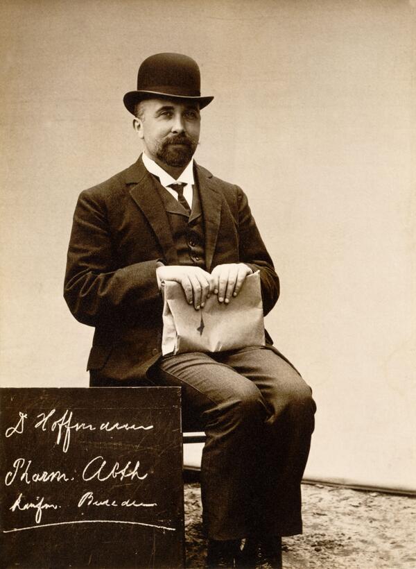 Araceli Rego: Un poco de historia: FELIX HOFFMAN....DESDE EL ALQUITRAN ...