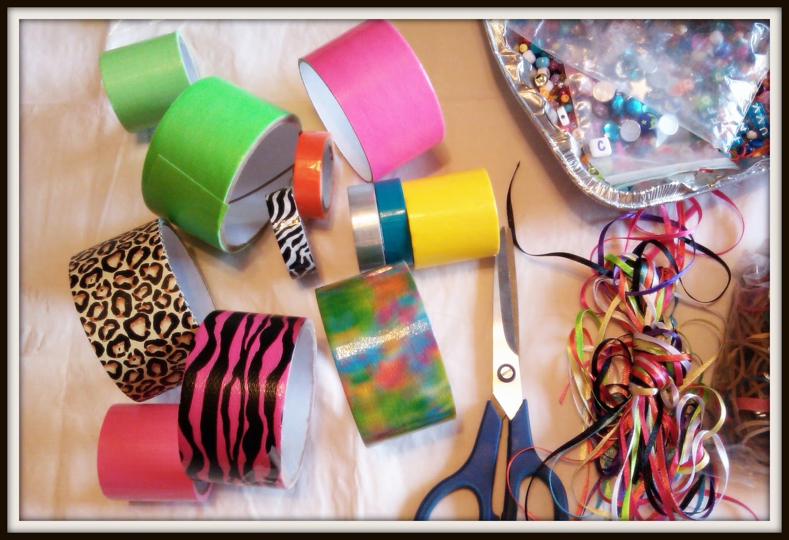 Double Treble Craft Adventures: 20+ Fashion Duct Tape Crafts