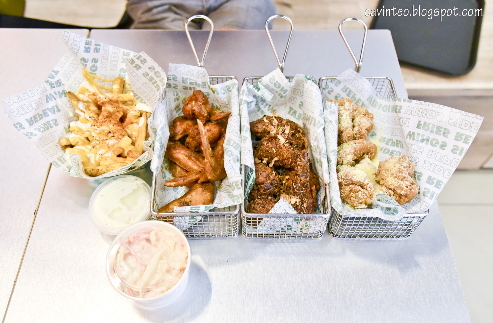 Entree Kibbles: Wingstop - Signature Platter for 2 @ VivoCity [Singapore]