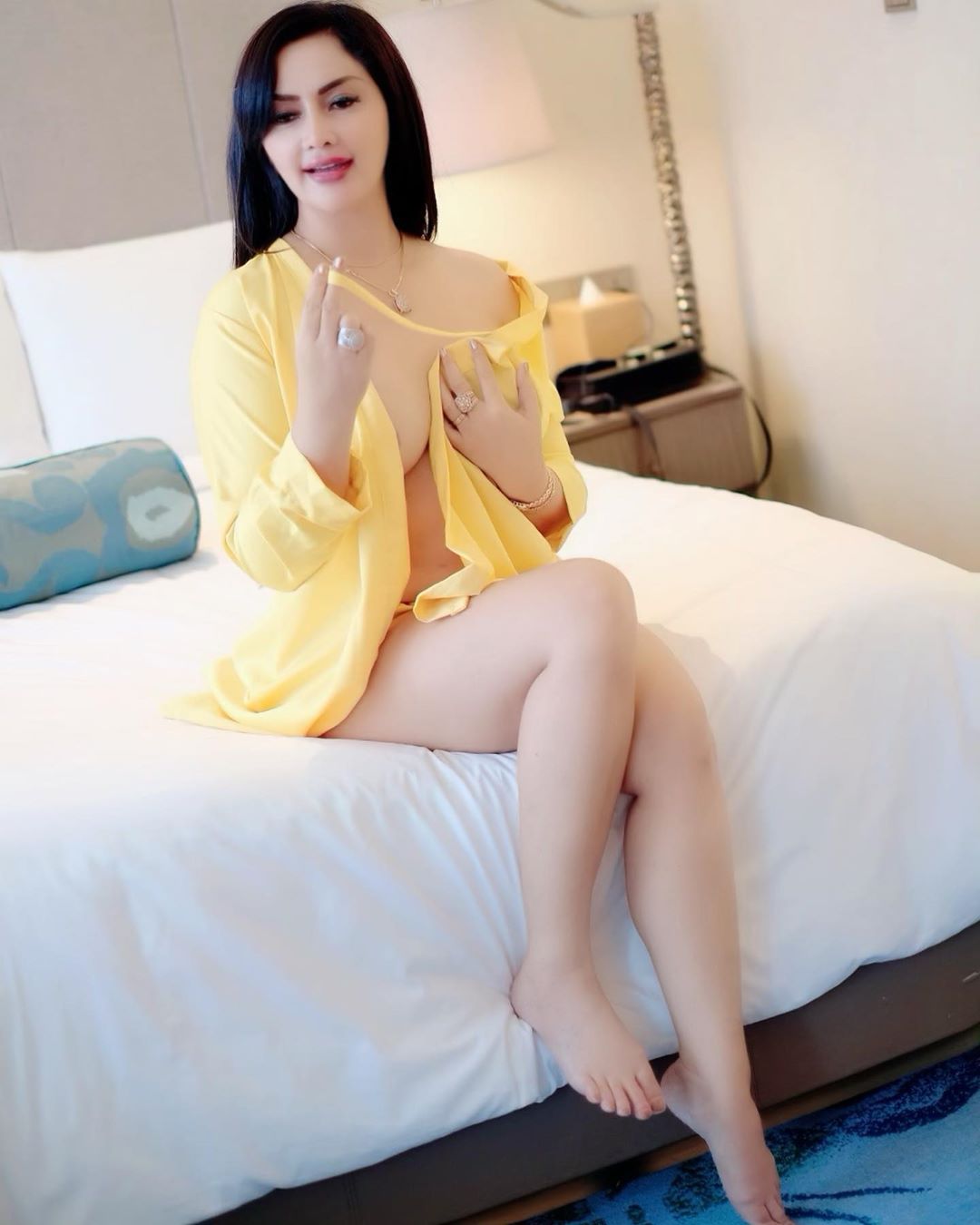 Sisca Mellyana - Dunia Maya