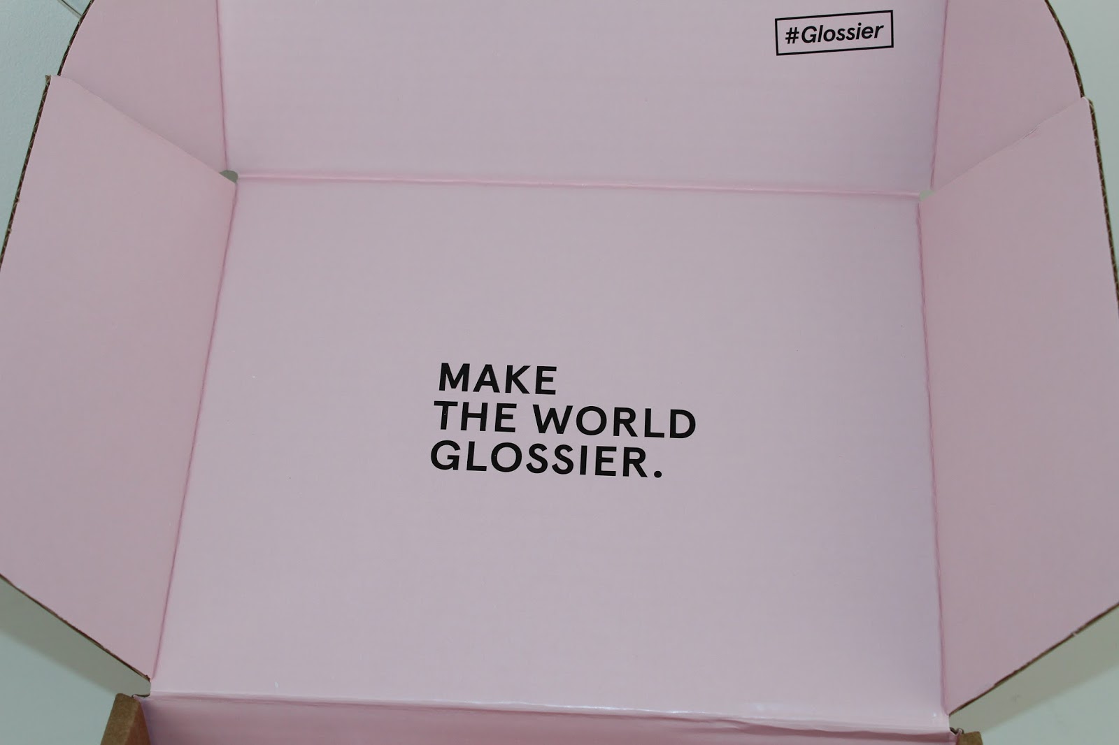 Glossier You Perfume Review and Photos | Pink Paradise Beauty