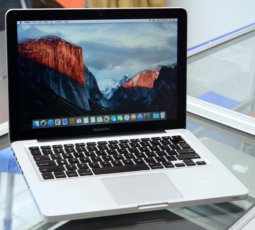 Jual MacBook Pro Core i5 ( 13.3-inch ) Early 2011 Malang