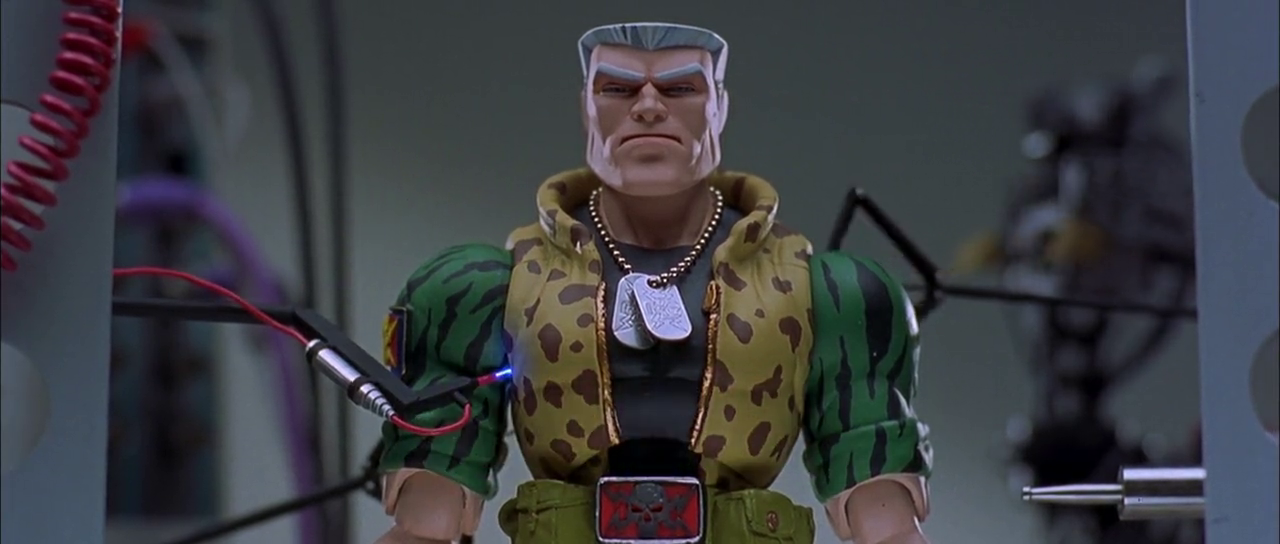 Retro Nerd Girl Movie Reviews: Small Soldiers 1998 Movie Review w/Spoilers