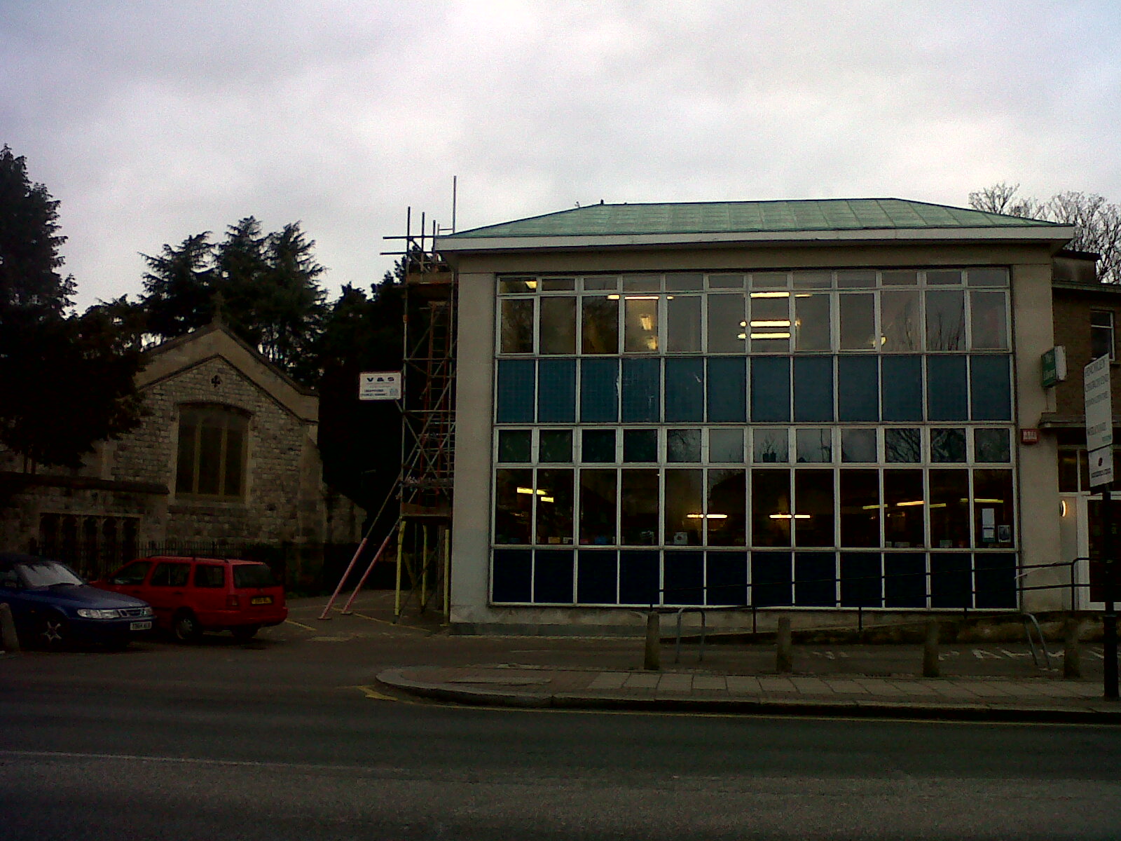 Broken Barnet: Where the bodies are buried: Robert Rams and Church End ...