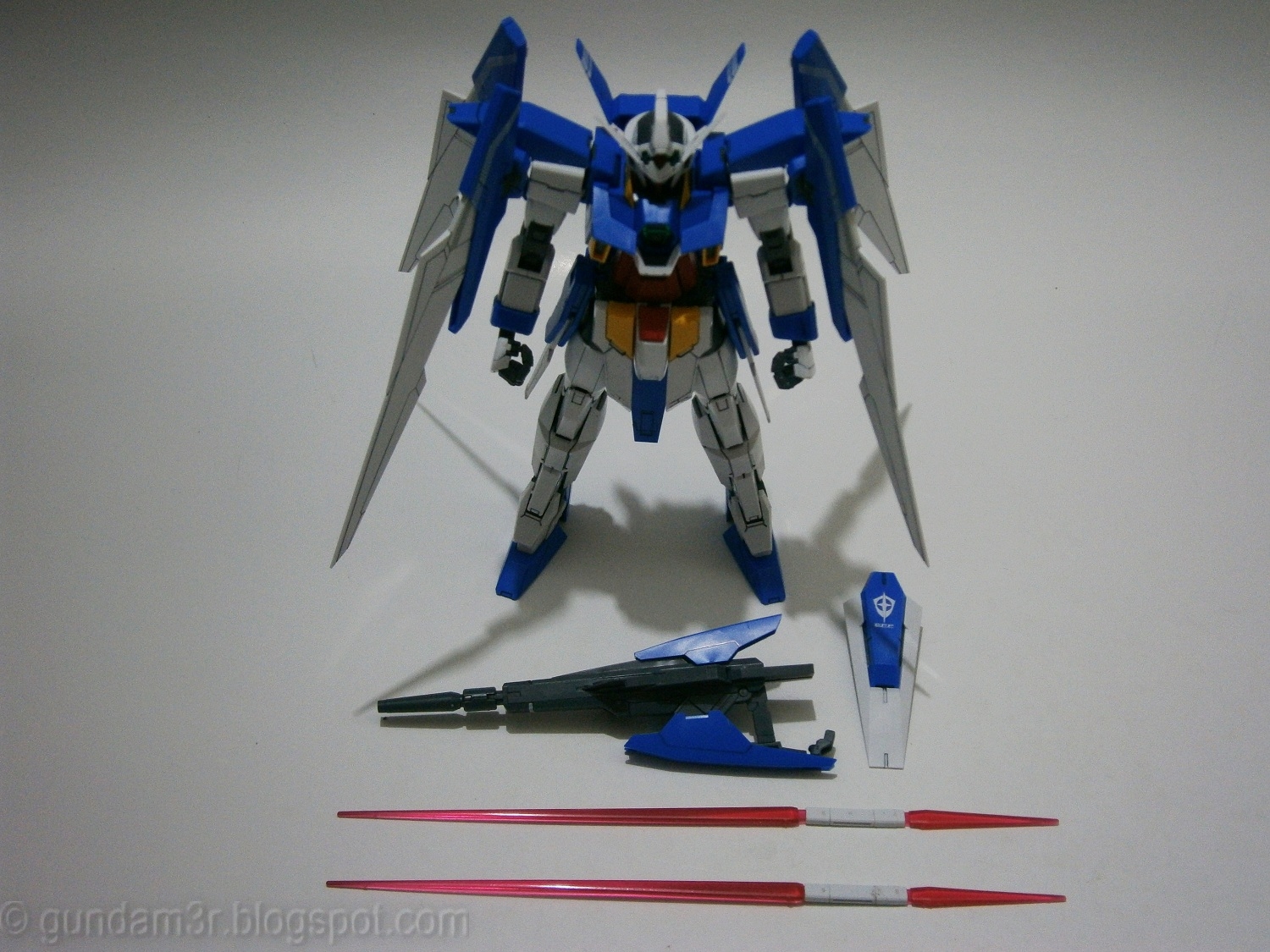 Gundam AGE-2 Normal MG Review Part 1