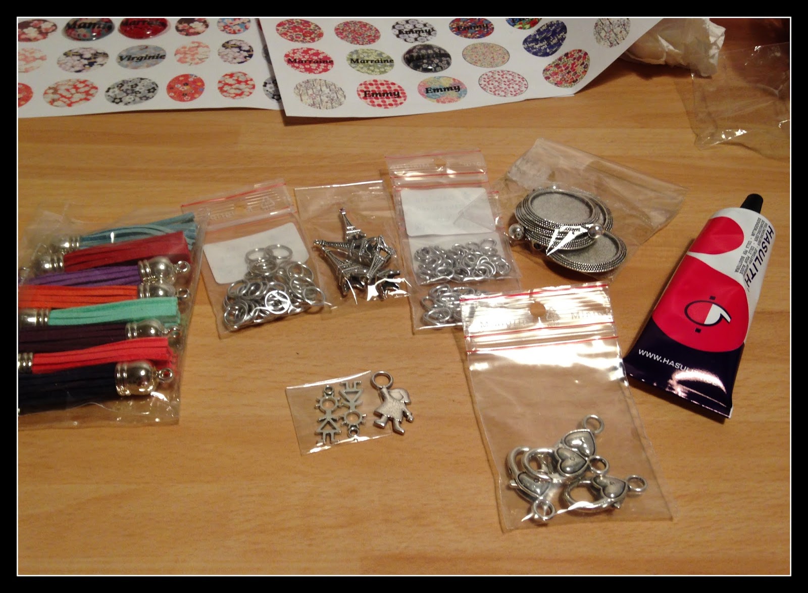 Mon joli petit bureau: DIY/Tuto : des porte-clefs personnalisés