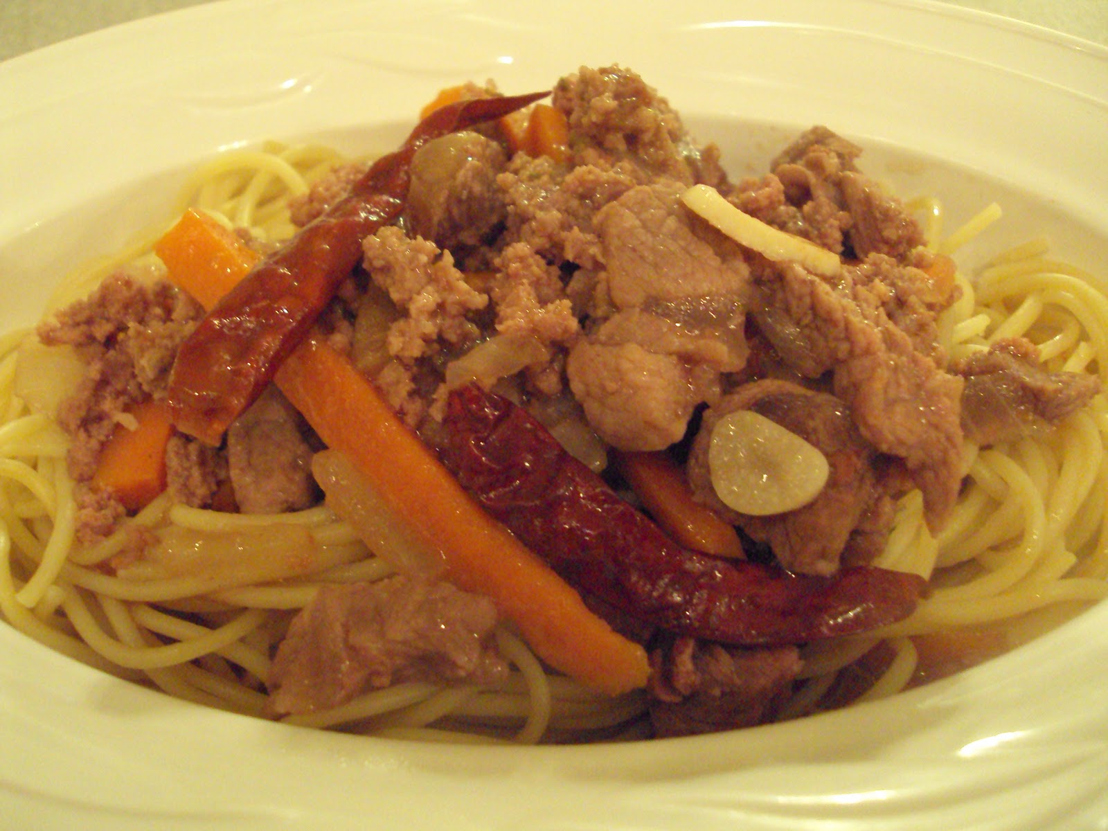 CHINESE BEEF SPAGHETTI