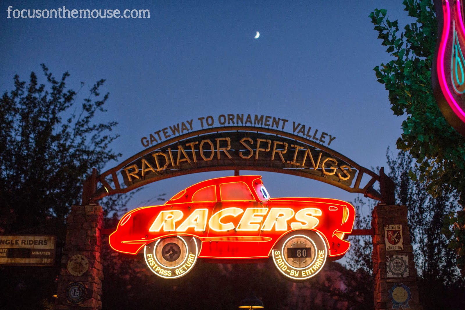 Focus on the Mouse: My First runDisney Race! {Disneyland 10K}