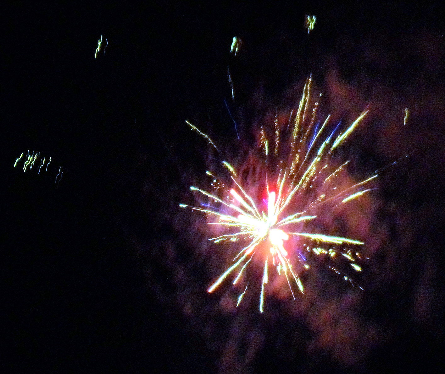 Foto Kembang Api Imlek (Chinese New Year) - WEB | LOVEHEAVEN 07