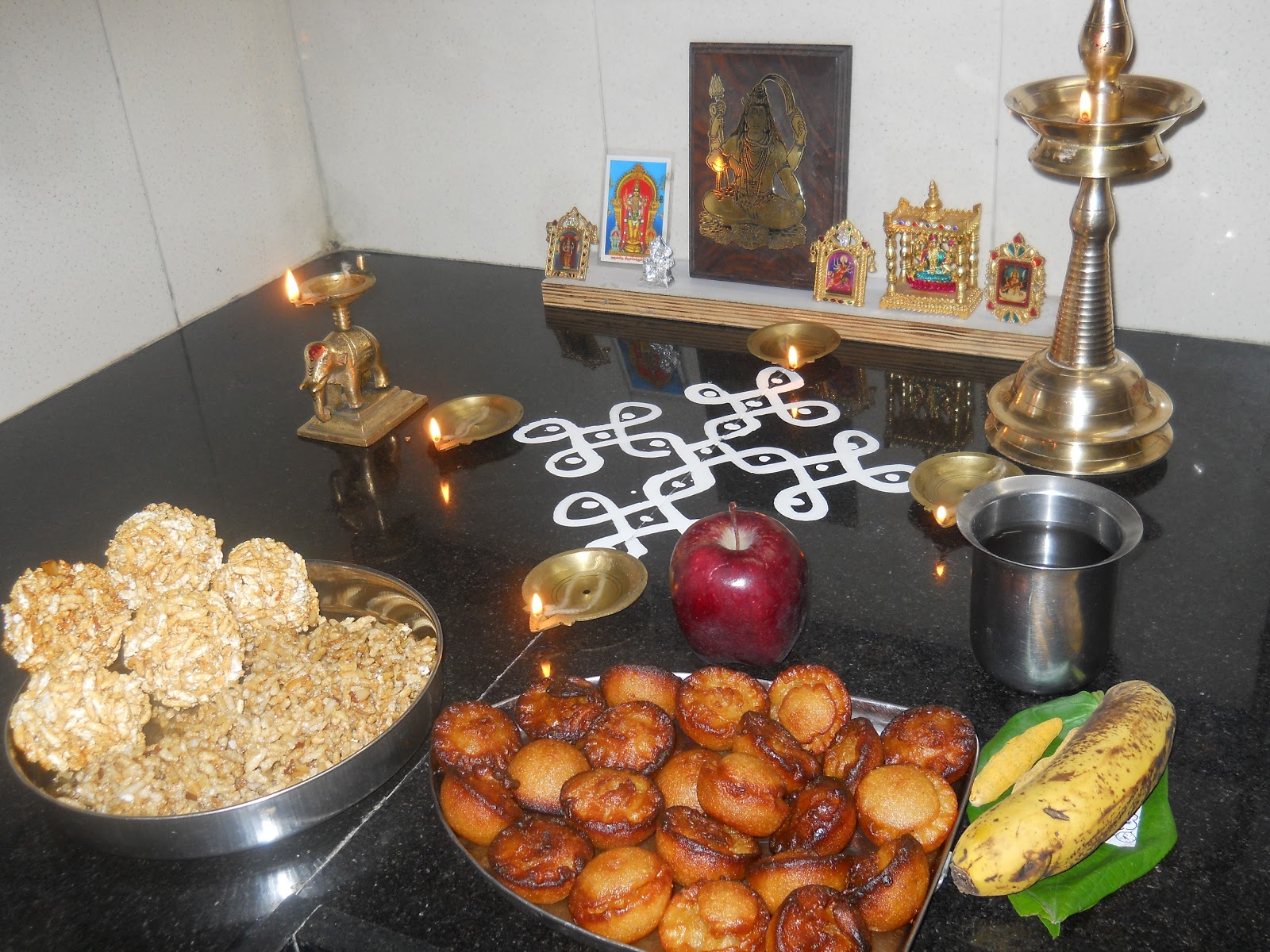 Brinda's Banter: KARTHIGAI DEEPAM