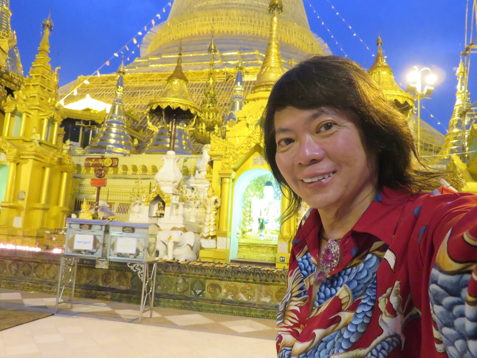 Kee Hua Chee Live!: VISITING SCHWEDAGON GOLDEN PAGODA TEMPLE IN YANGON ...