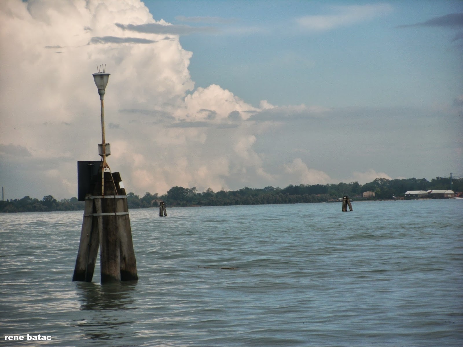 tungkol sa ilaw sa dagat