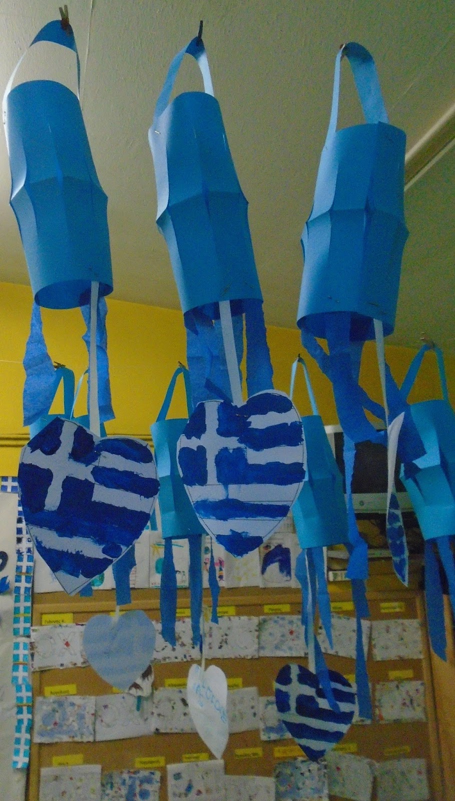 5 ΝΗΠΙΑΓΩΓΕΙΟ ΚΑΛΑΜΑΤΑΣ : ΣΚΗΝΙΚΟ ΓΙΑ ΤΗΝ ΓΙΟΡΤΗ ΤΗΣ 28ης ΟΚΤΩΒΡΙΟΥ