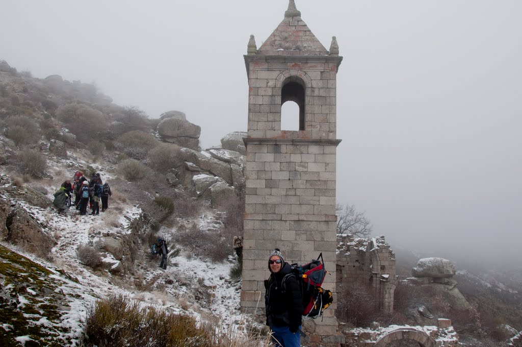 Salandar y AJP. Desde Vadillo de la Sierra al Monasterio del Risco (Ávila)