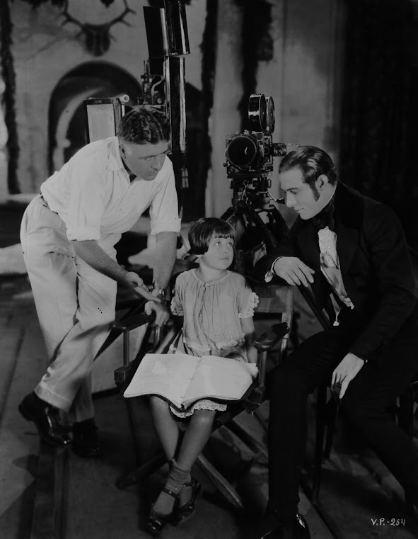 Greenbriar Picture Shows: A Screen Idol Takes It To His Audience