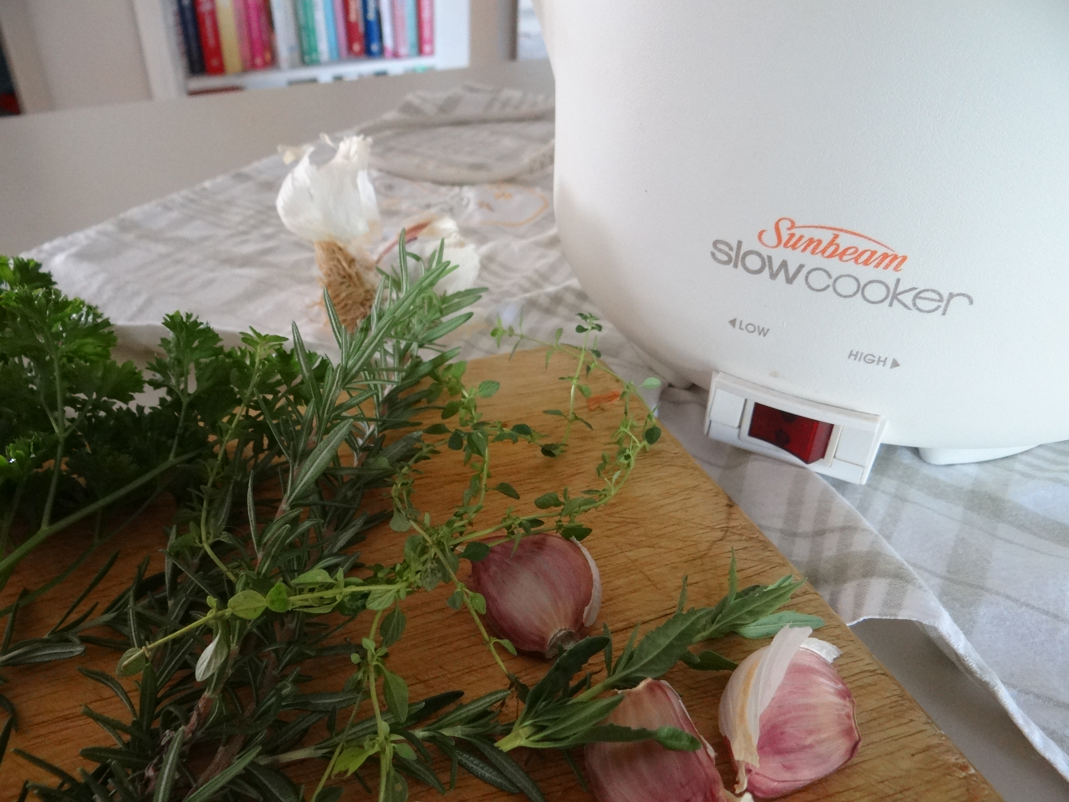 Jenny of ELEFANTZ: Posies BOM block 11 and weekend cooking...