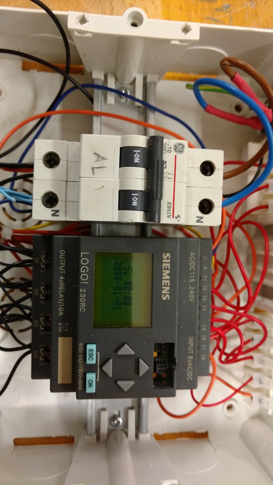 fp Kanarias: Autómatas programables PLC: Logo de Siemens, primeros pasos