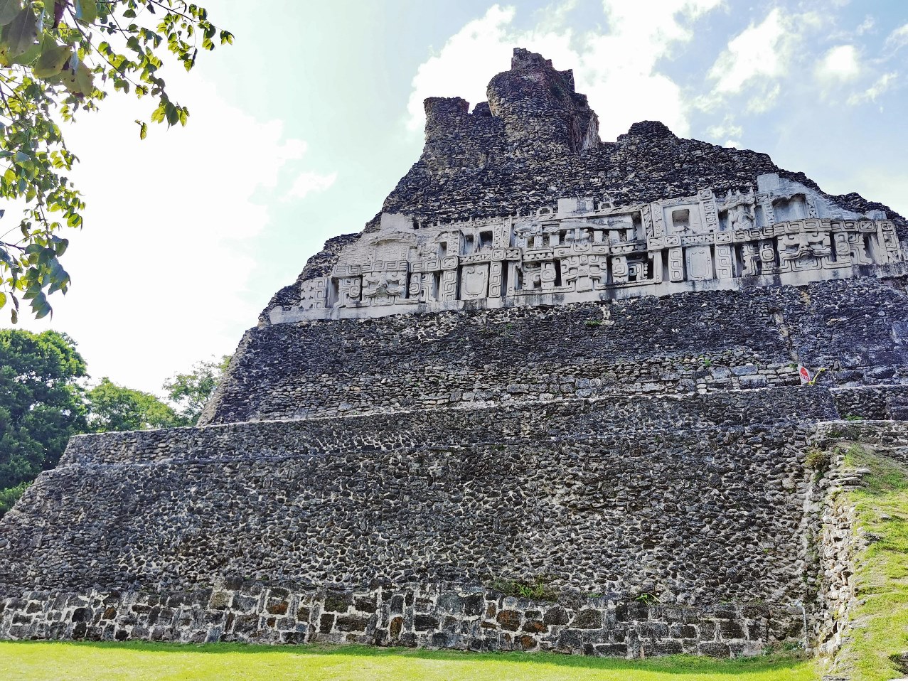 the viewing deck: Belize Mayan Pyramids of Altun Ha and Xunantunich